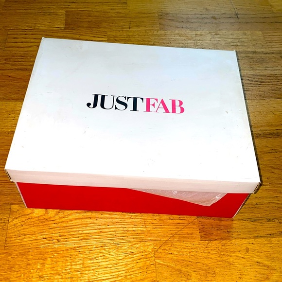 JustFab | Shoes | Heeled Brown Boots Never Been Worn Sizes 9 | Poshmark